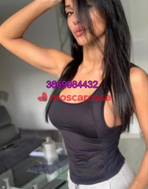- Paola 25 anni Escort Taranto | Moscarossa